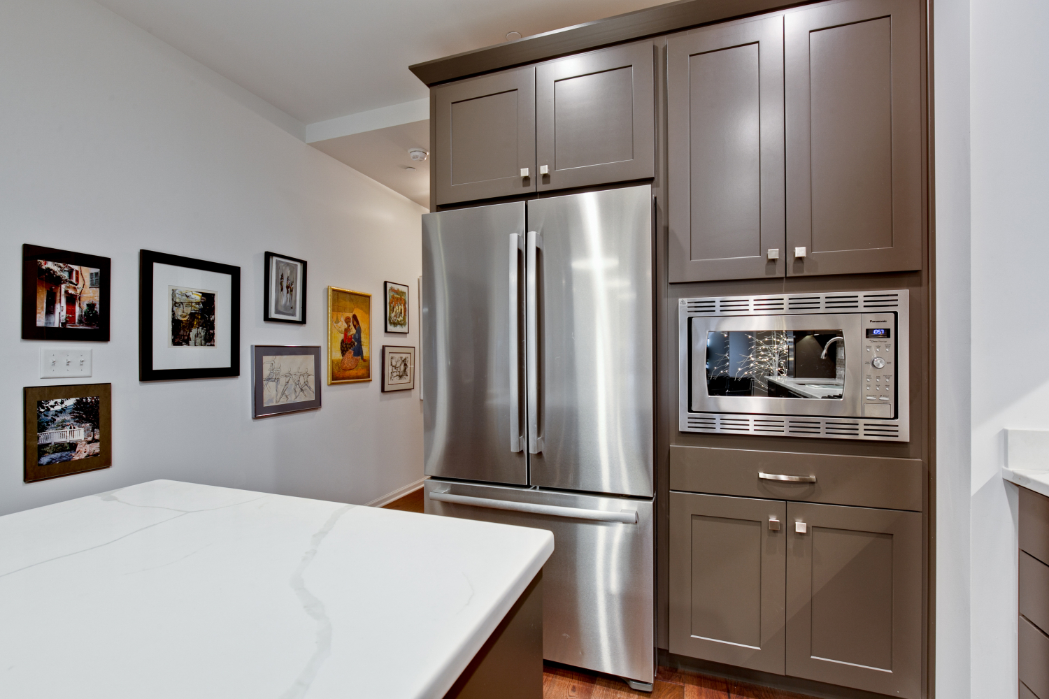 Ray E Park Ridge Kitchen - MastersKitchenBath.com