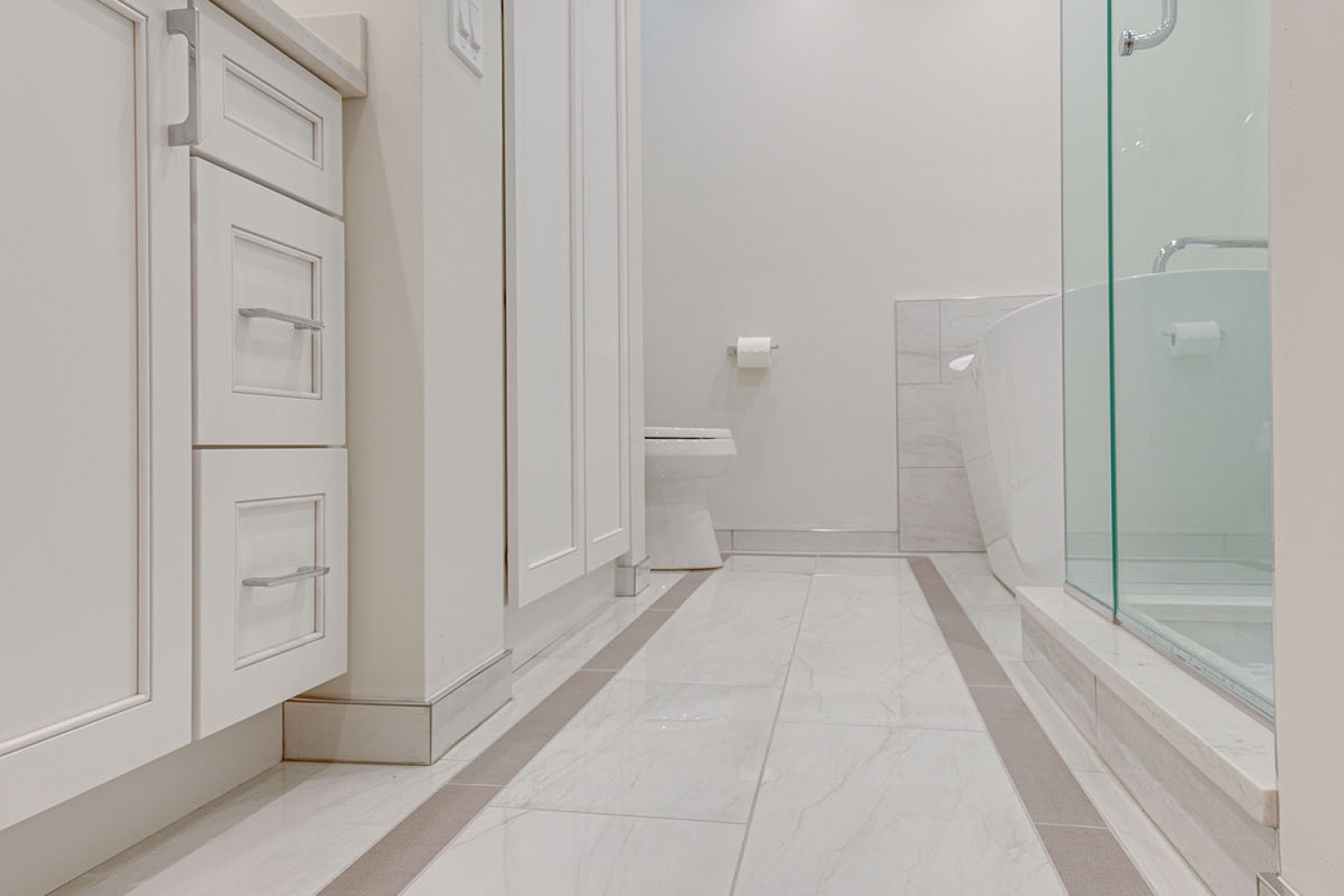 Bathroom renovation in Chicago | Masters Kitchen & Bath